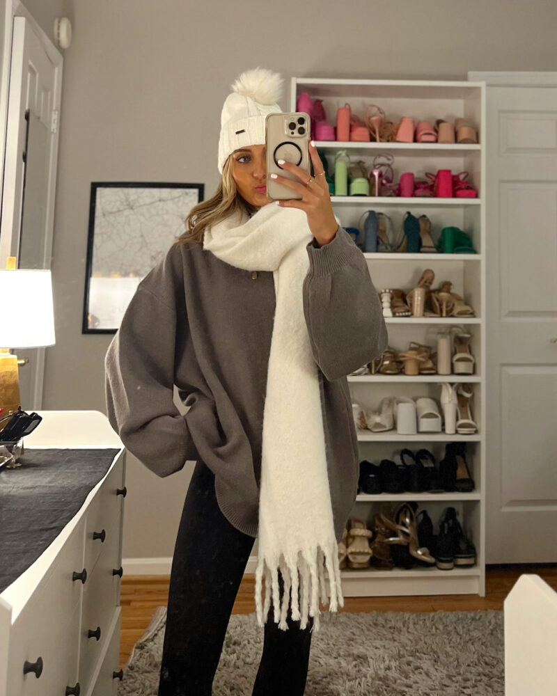 20 Sweater Weather Outfit Ideas | Styled by McKenz